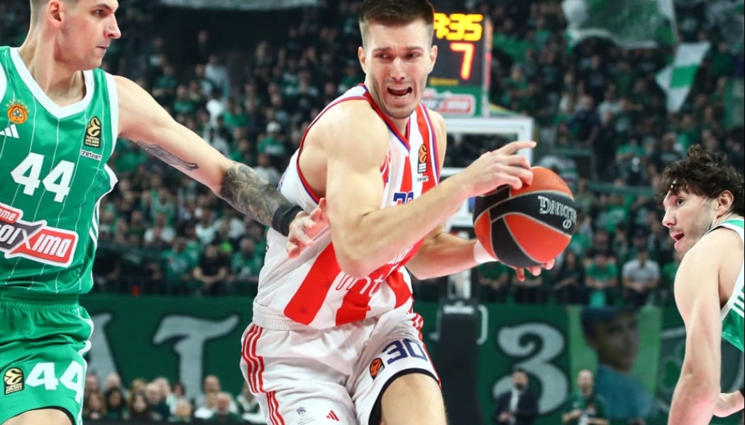 Οι δύο Έλληνες που κλείνει ο Ολυμπιακός - "Μόνο με 1 εκατ. ο Πετρούσεφ" - MySports360.com